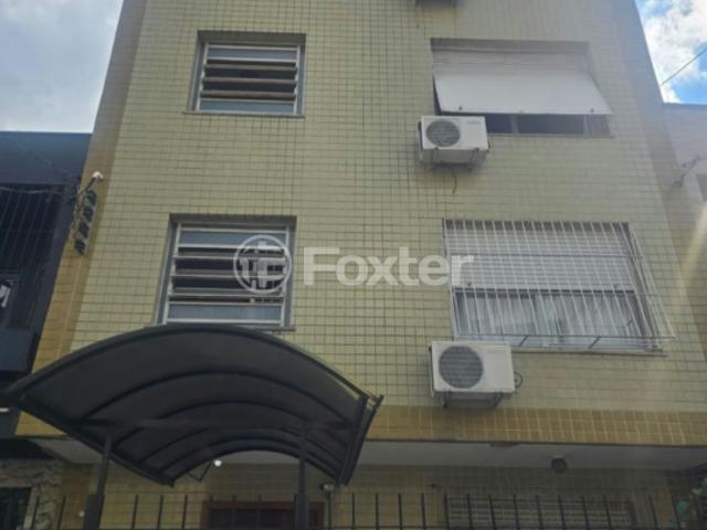 Apartamento com 3 dormitórios em Porto Alegre
