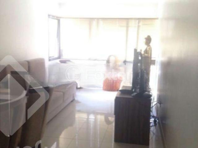Apartamento com 3 dormitórios em Porto Alegre