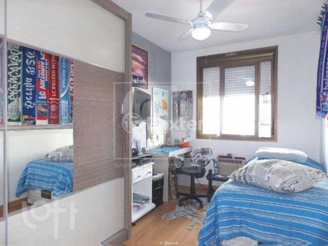 Apartamento com 3 dormitórios em Porto Alegre