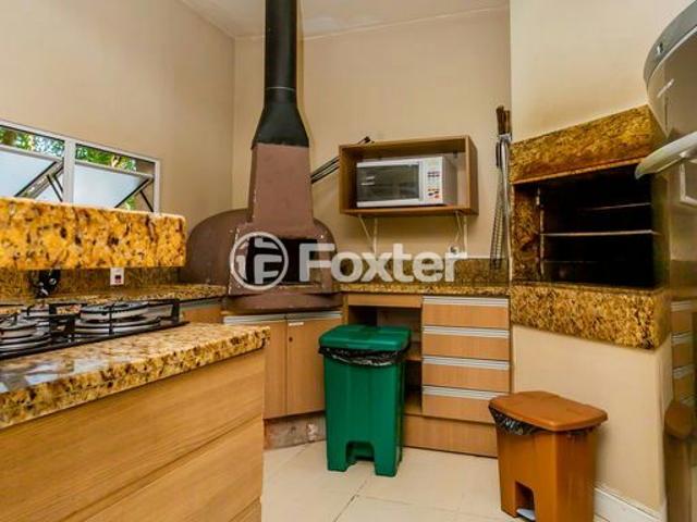 Apartamento com 3 dormitórios em Porto Alegre