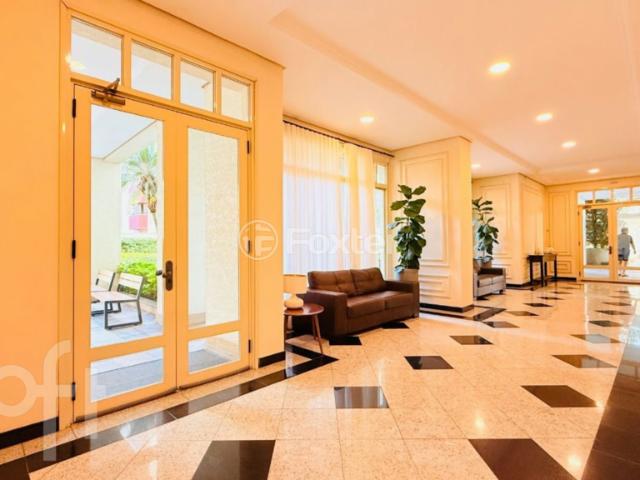 Apartamento com 3 dormitórios em Porto Alegre