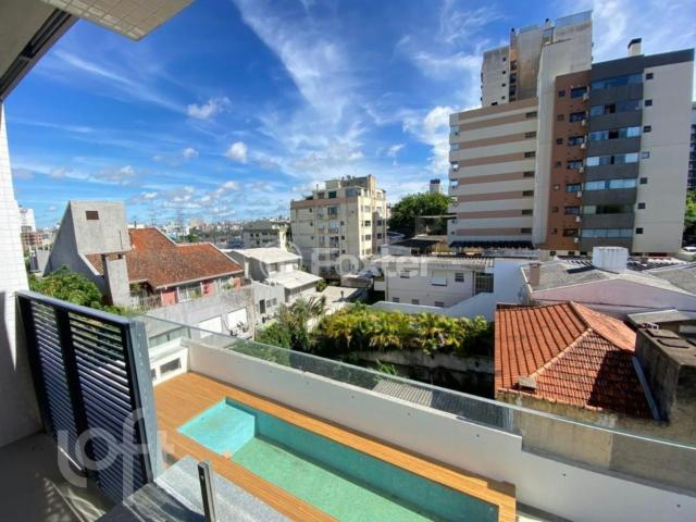 Apartamento com 3 dormitórios em Porto Alegre