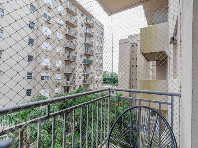 Apartamento com 3 dormitórios em Porto Alegre
