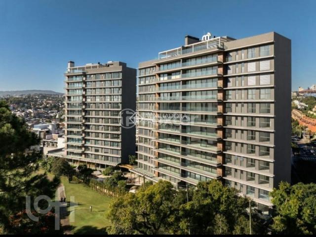 Apartamento com 3 dormitórios em Porto Alegre