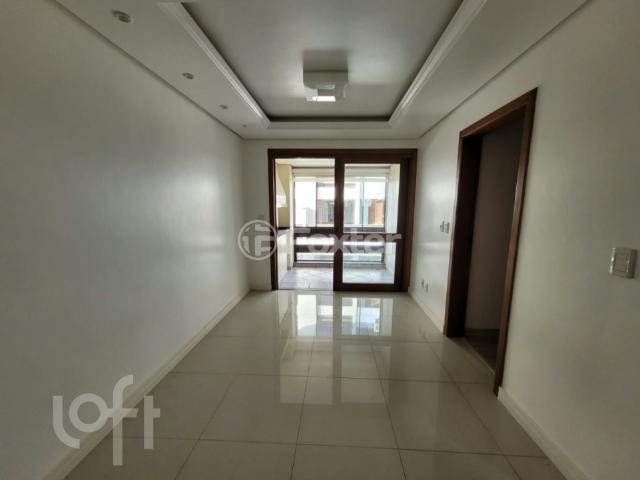Apartamento com 3 dormitórios em Porto Alegre