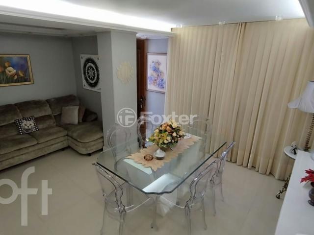 Apartamento com 3 dormitórios em Porto Alegre