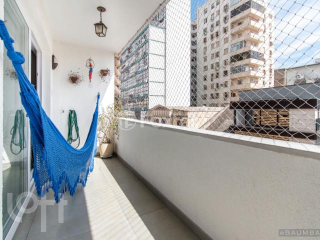 Apartamento com 3 dormitórios em Porto Alegre