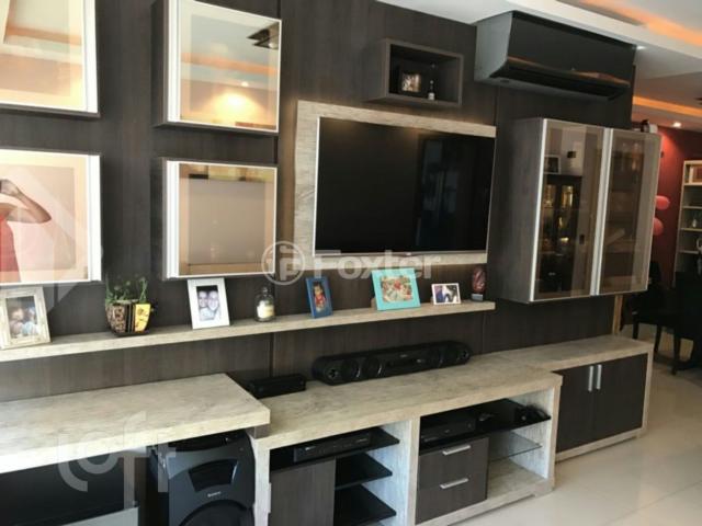 Apartamento com 3 dormitórios em Porto Alegre