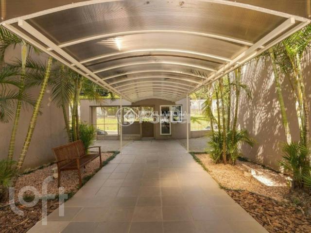 Apartamento com 3 dormitórios em Porto Alegre