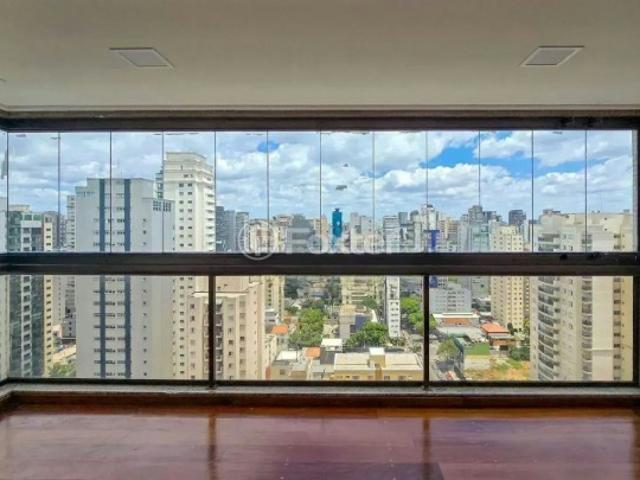 Apartamento com 3 dormitórios em São Paulo