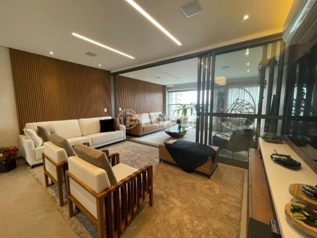 Apartamento com 3 dormitórios em São Paulo
