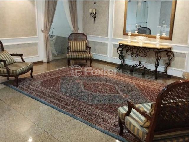 Apartamento com 3 dormitórios em São Paulo