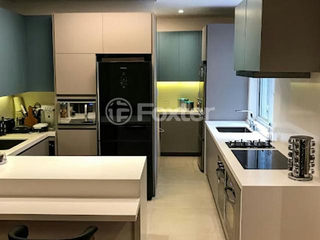 Apartamento com 3 dormitórios em São Paulo