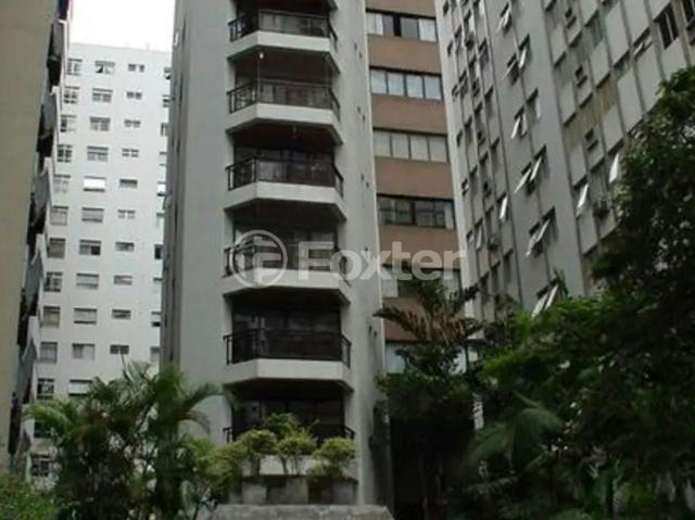 Apartamento com 3 dormitórios em São Paulo