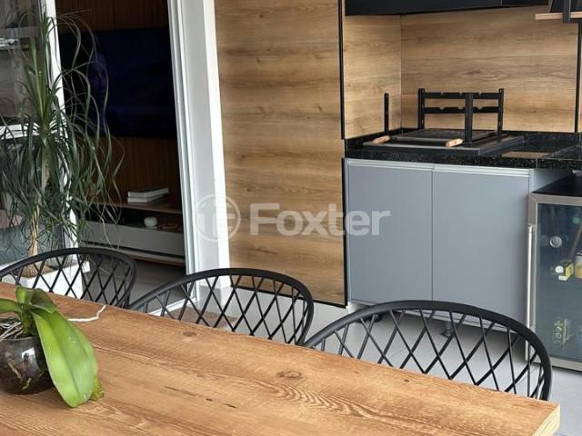 Apartamento com 3 dormitórios em São Paulo