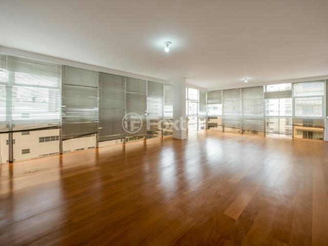 Apartamento com 3 dormitórios em São Paulo