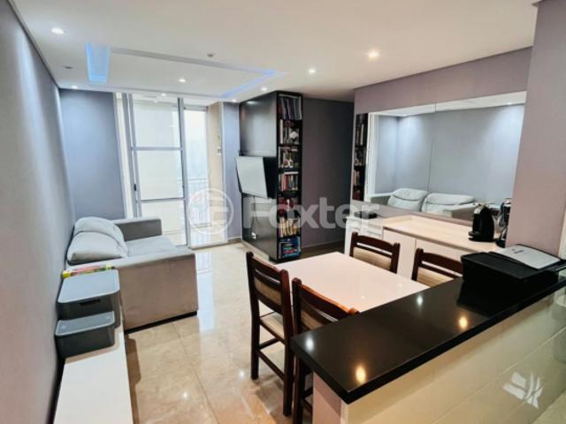 Apartamento com 3 dormitórios em São Paulo