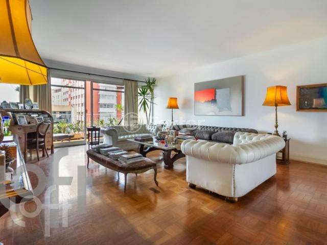 Apartamento com 3 dormitórios em São Paulo