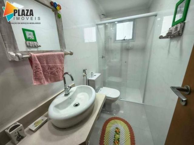 Apartamento com 3 dormitórios Frente Mar à venda, 127 m² por R$ 1.395.000 Vila Guilhermina Praia