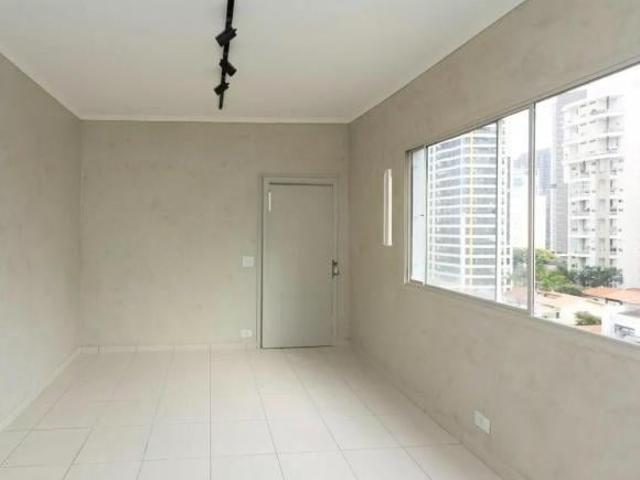 Apartamento com 3 dormitórios na Vila Olímpia