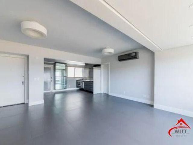Apartamento com 3 dormitórios na Zona Sul de Porto Alegre RS