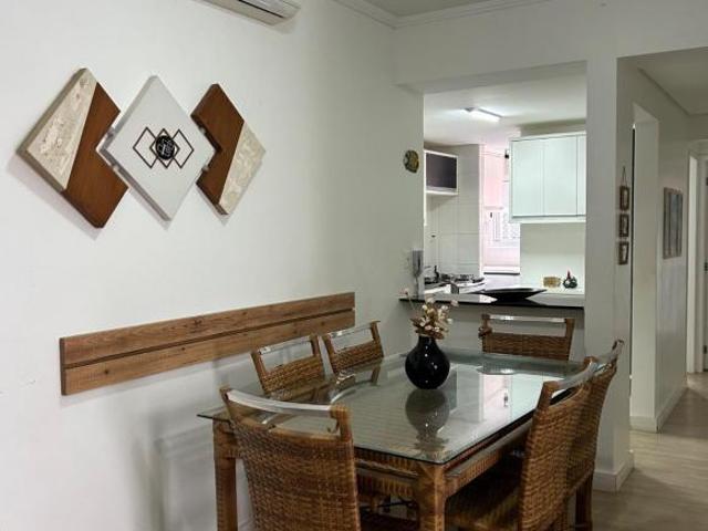 Apartamento com 3 dormitórios na área nobre da Praia Grande