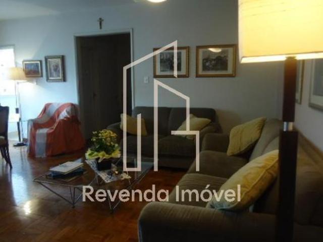 APARTAMENTO COM 3 DORMITÓRIOS NA CONSOLAÇÃO
