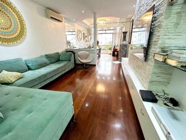 Apartamento com 3 dormitórios na Ponta da Praia