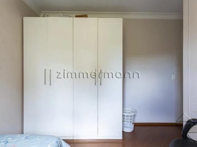 Apartamento com 3 dormitórios no alto da lapa