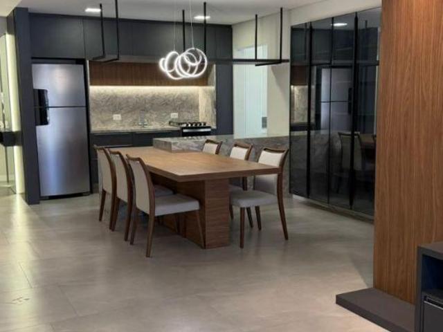 APARTAMENTO COM 3 DORMITÓRIOS NO BACACHERI