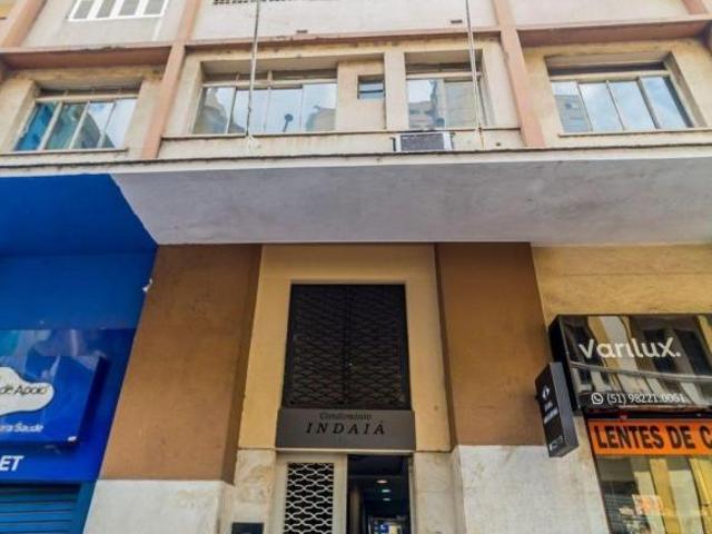 Apartamento com 3 dormitórios no bairro Centro Histórico
