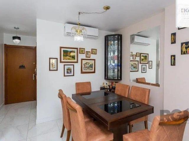 Apartamento com 3 dormitórios no bairro Jardim Carvalho