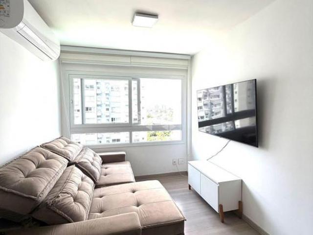 Apartamento com 3 dormitórios no bairro Lindóia