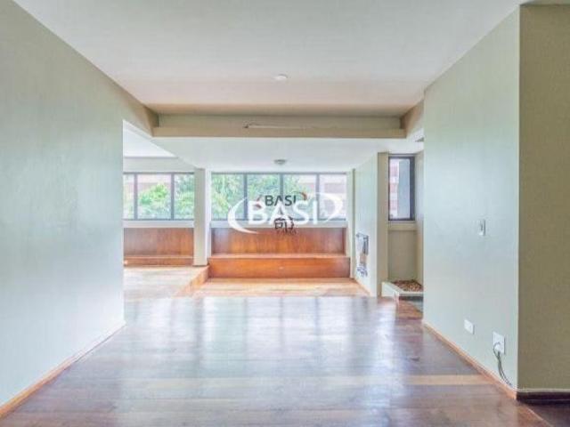 Apartamento com 3 dormitorios no Bigorrilho