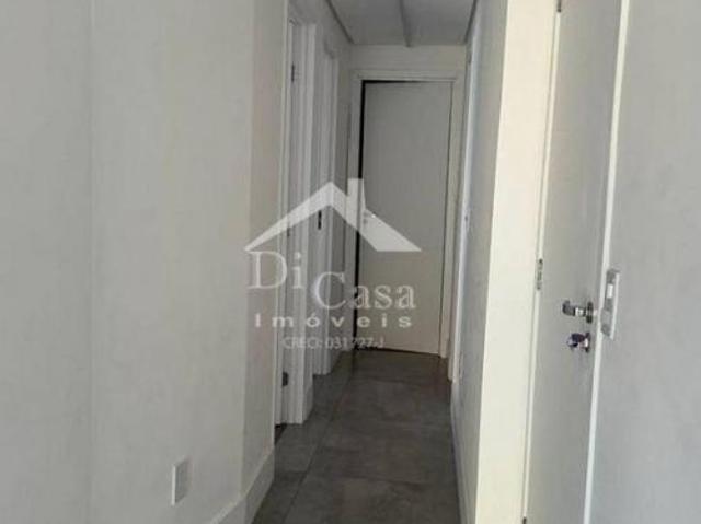 Apartamento com 3 dormitórios no Condomínio Villa dos Lagos
