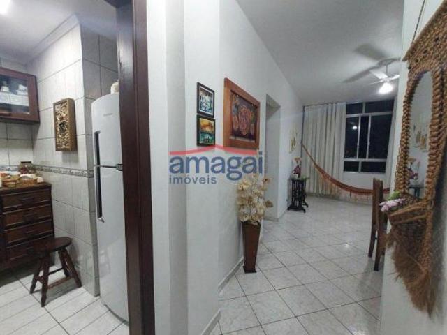 Apartamento com 3 dormitórios no Monte Castelo em São José dos Campos