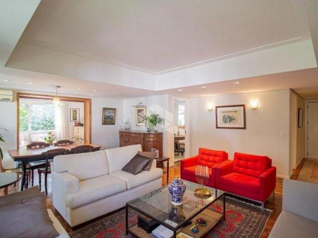 Apartamento com 3 dormitórios no Moinhos de Vento