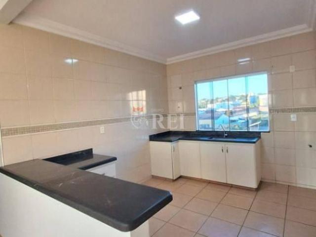 Apartamento com 3 dormitórios para alugar, 250 m² por R$ 2.900,00/mês Parque Bandeirante Rio Verde/GO