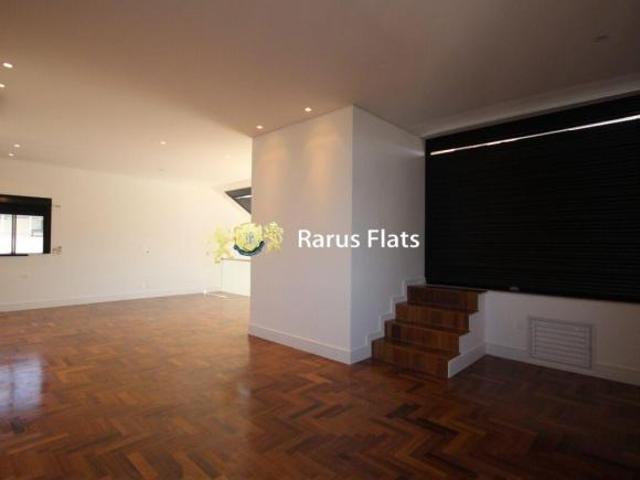 Apartamento com 3 dormitórios para venda em Moema