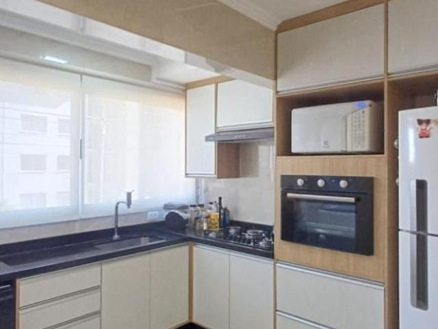 Apartamento com 3 dormitórios, reformado, ensolarado, por R$ 549.000 Vila I