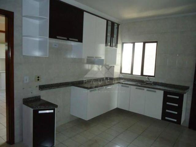 Apartamento com 3 dormitórios sendo 1 suíte à venda, 209 m² por R$ 550.000 Edifício Green Forest