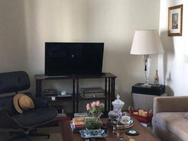 Apartamento com 3 dormitórios sendo 1 suite à venda, 95 m² por R$ 740.000 Morumbi São Paulo/SP