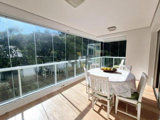 Apartamento com 3 dormitórios sendo 1 suíte à venda Granja Viana Cotia/SP