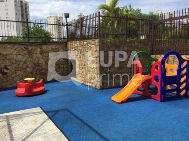 Apartamento com 3 dormitórios sendo 1 suíte á venda em Santana
