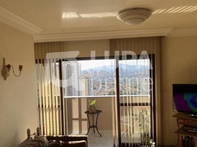 Apartamento com 3 dormitórios sendo 1 suíte á venda em Santana