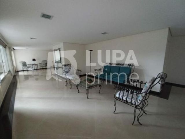 Apartamento com 3 dormitórios sendo 1 suíte à venda em Santana!