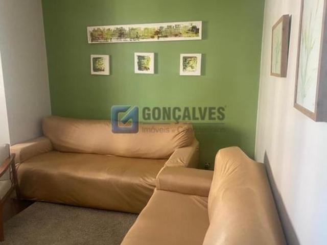 Apartamento com 3 dormitórios sendo 1 suite à venda na Vila Assunção em Santo André/SP