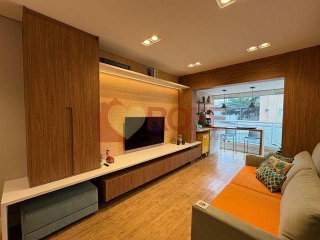 Apartamento com 3 dormitórios sendo 1 Suíte com 87m2, na Vila Olimpia, SP