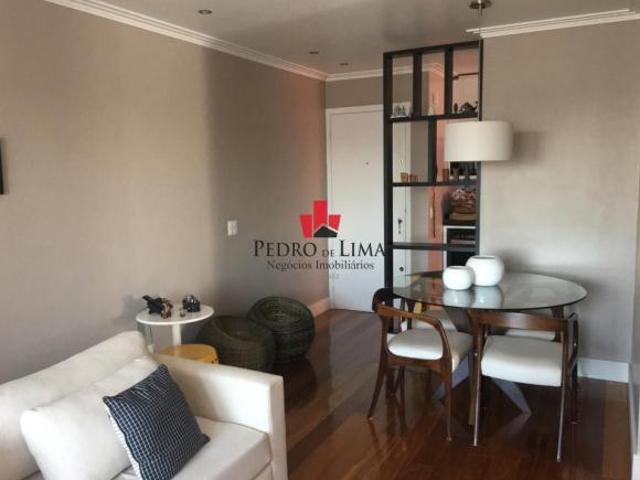 Apartamento com 3 dormitórios sendo 1 suíte e 2 vagas em Penha