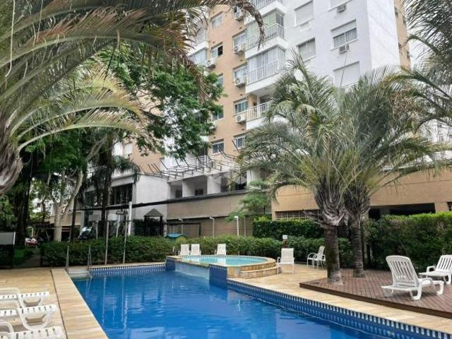Apartamento com 3 dormitórios sendo 1 suíte, semimobiliado, com churrasqueira, vaga dupla e coberta